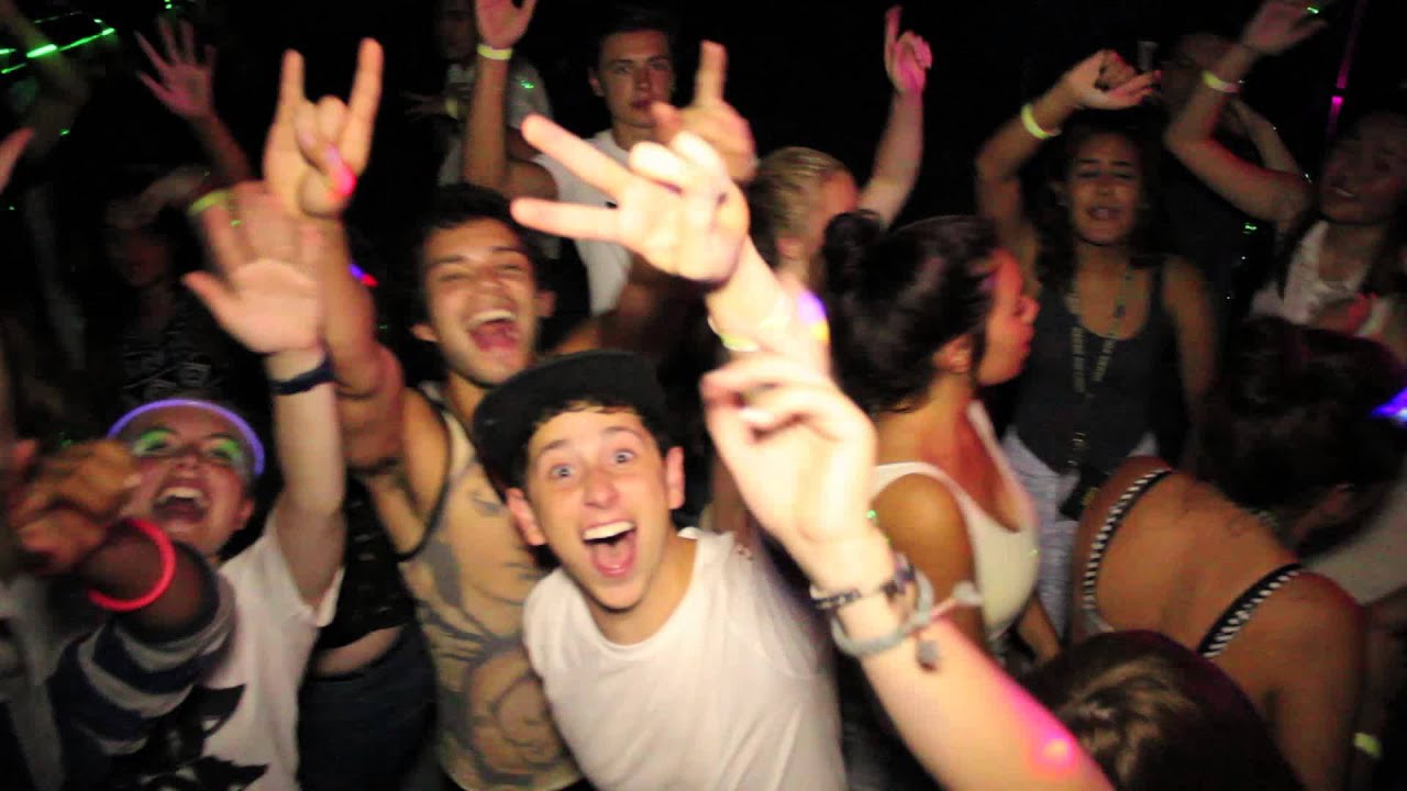 DJ SALATIEL UCSC GLOW PARTY ! - YouTube