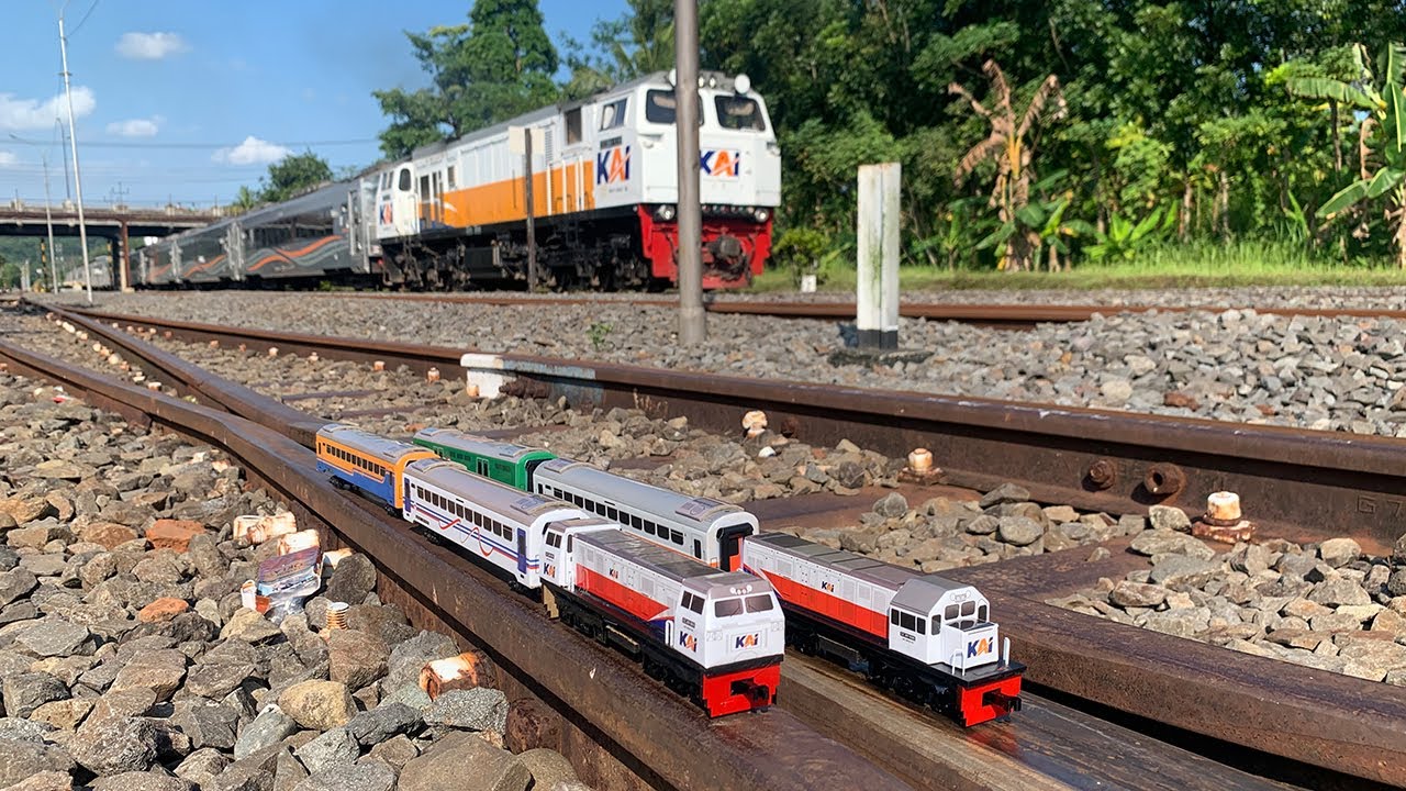 Mencari Mainan Kereta Api,Kereta Api Ekonomi,Kereta Api Eksekutif ...