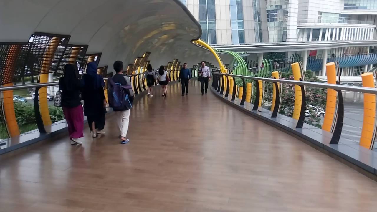 Neo Soho Mall - YouTube