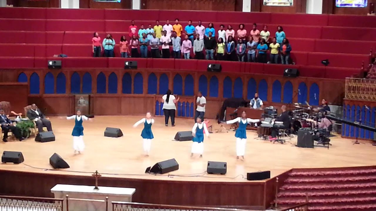 DFHG ministering@ the HOHA - YouTube