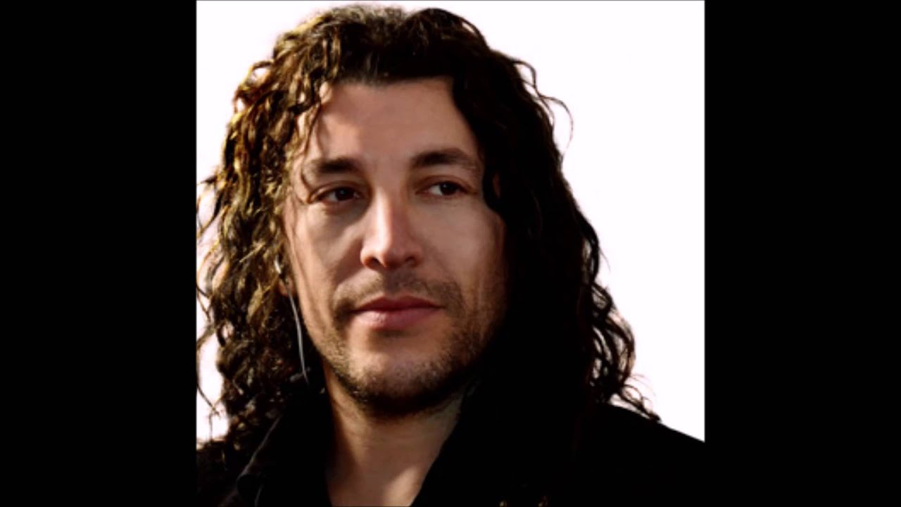 Leo Rey & La Noche - Sin Enamorarse EN VIVO - YouTube