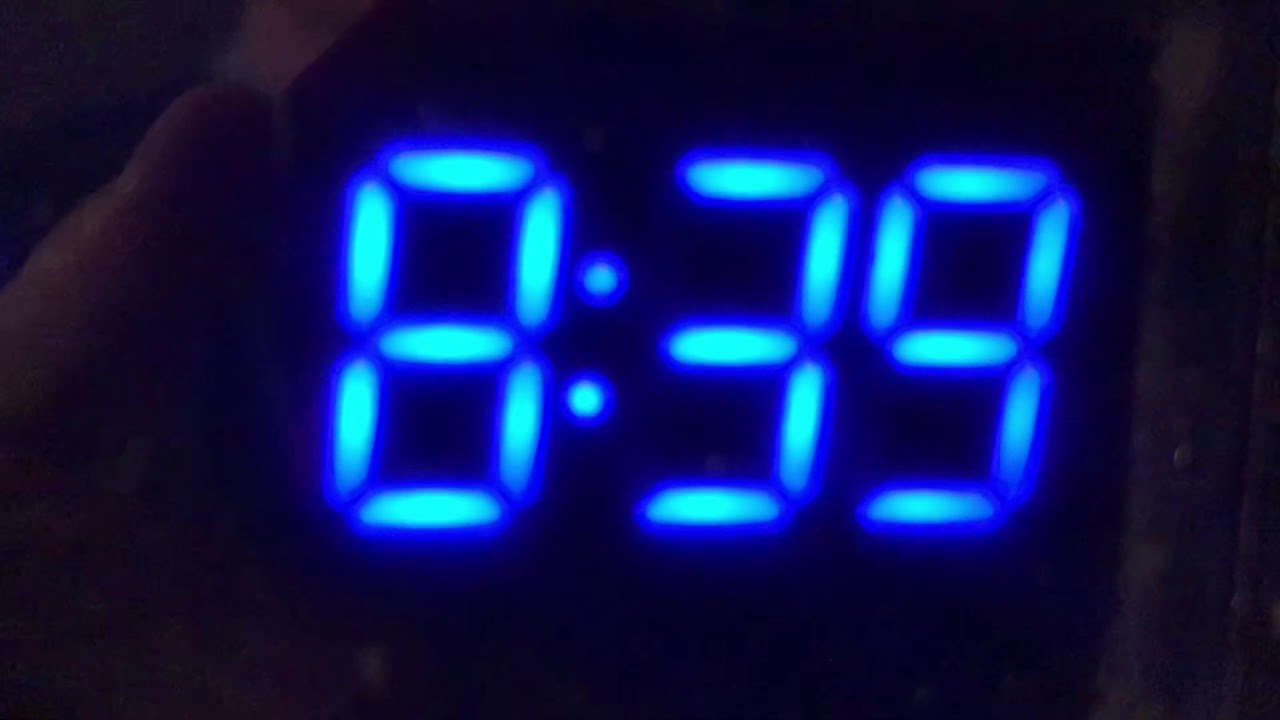 Digital Clock turns 8:40!! - YouTube