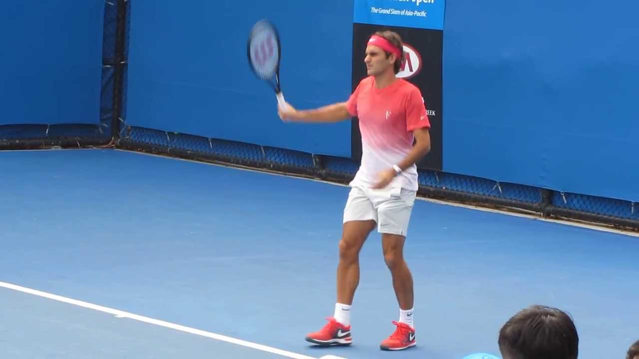 Roger Federer forehand Techniques revealed - YouTube