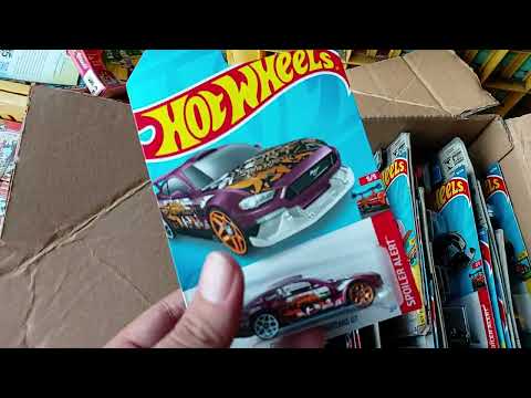 Hunting Hot Wheels malah di suruh buka box