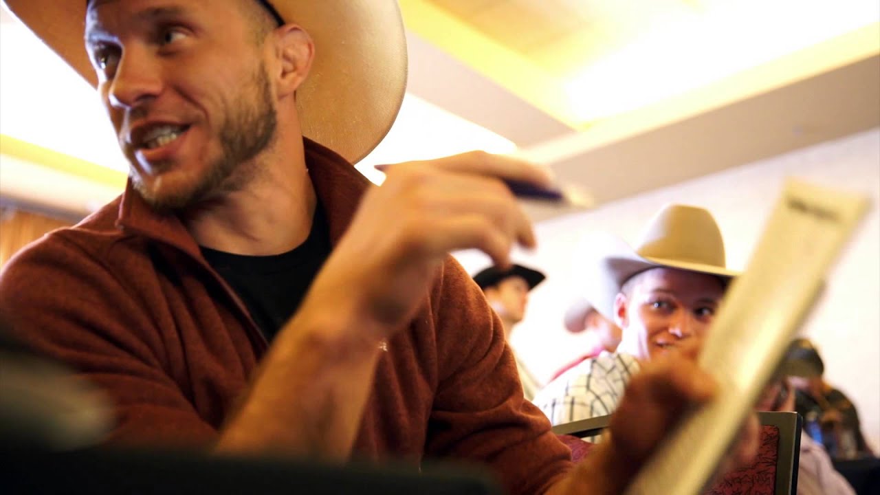 BMF Ranch - Cowboy Buys a Bull - YouTube
