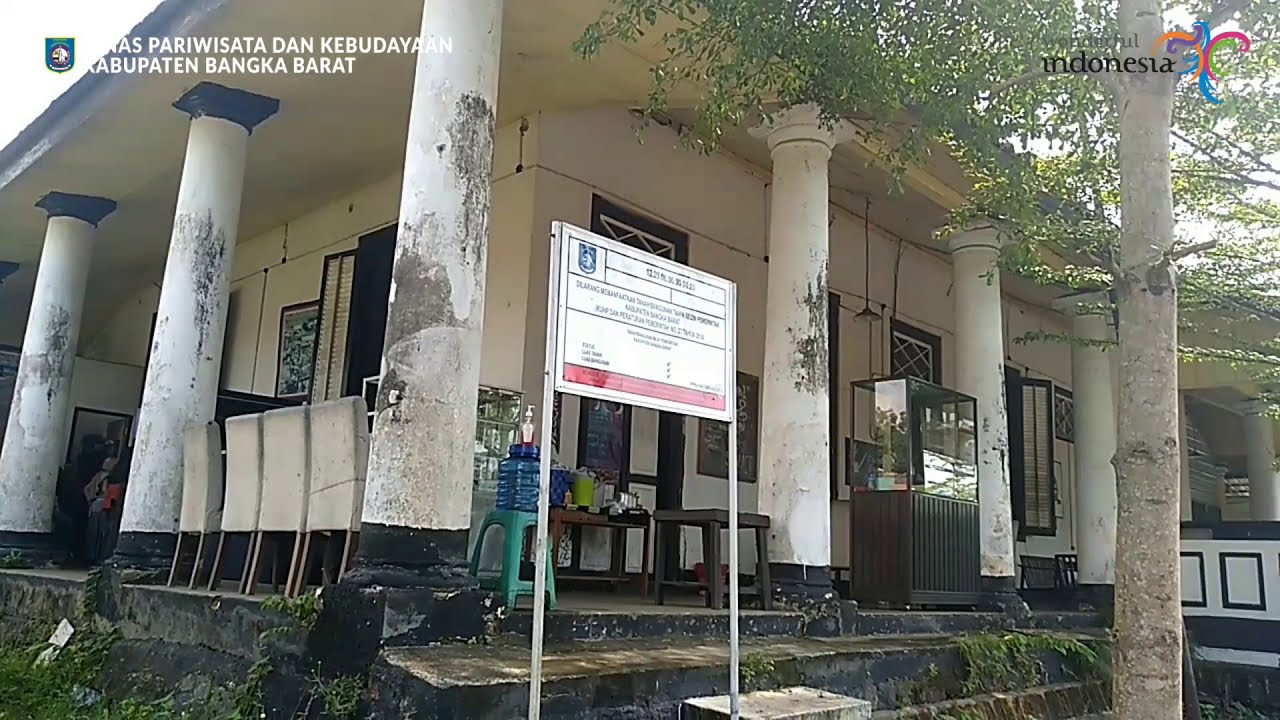 Eks European School - YouTube
