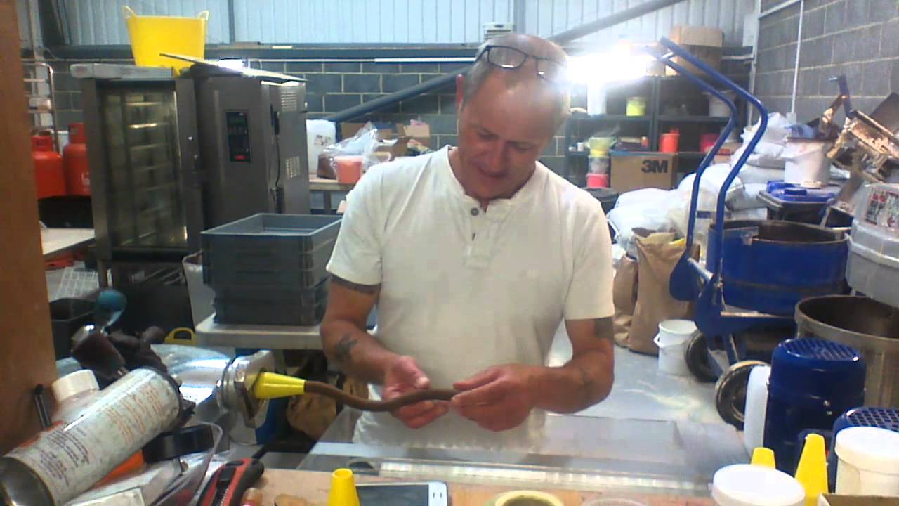 Vlog #6 Extruder working flat out on the boilie Benz machine... - YouTube