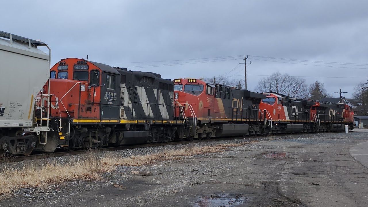 CN 424 - 3199/3364/3815/4125 In Paris Ontario - YouTube