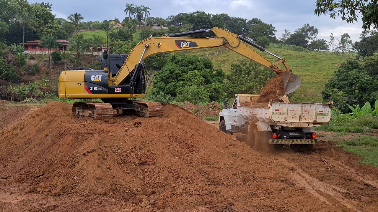 CARREGAMENTO COM CAT 313D2GC - YouTube