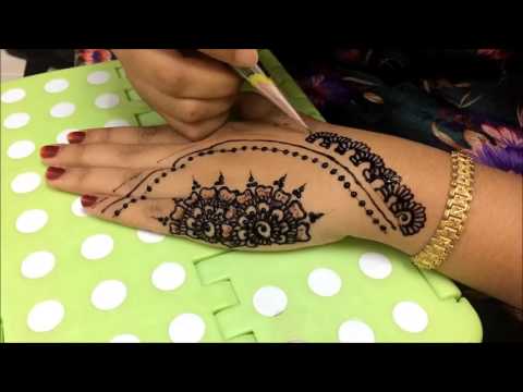simple henna by Iela Drans