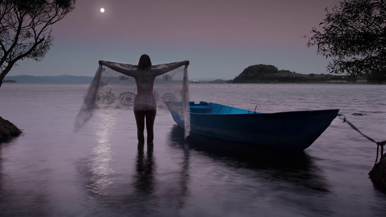 Patrick Nicholas Art portrait photography in the landscape - YouTube