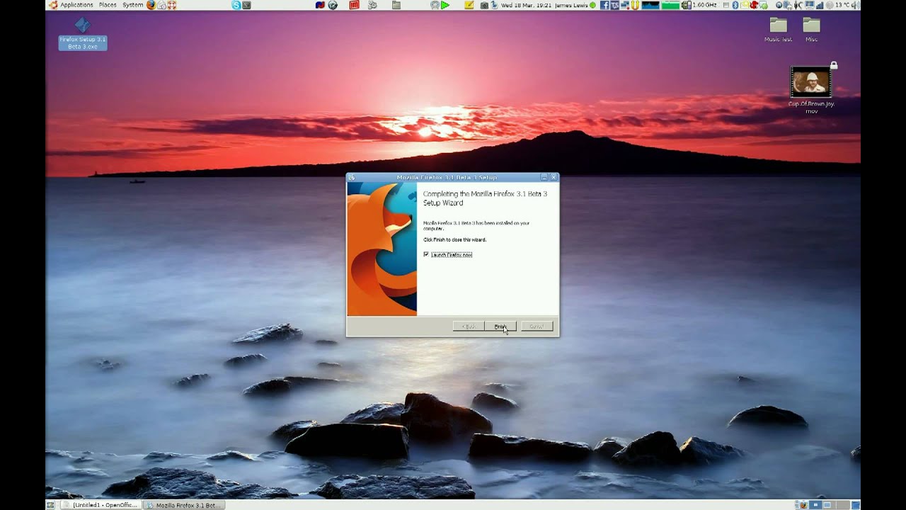 Installing Windows apps on Ubuntu - YouTube