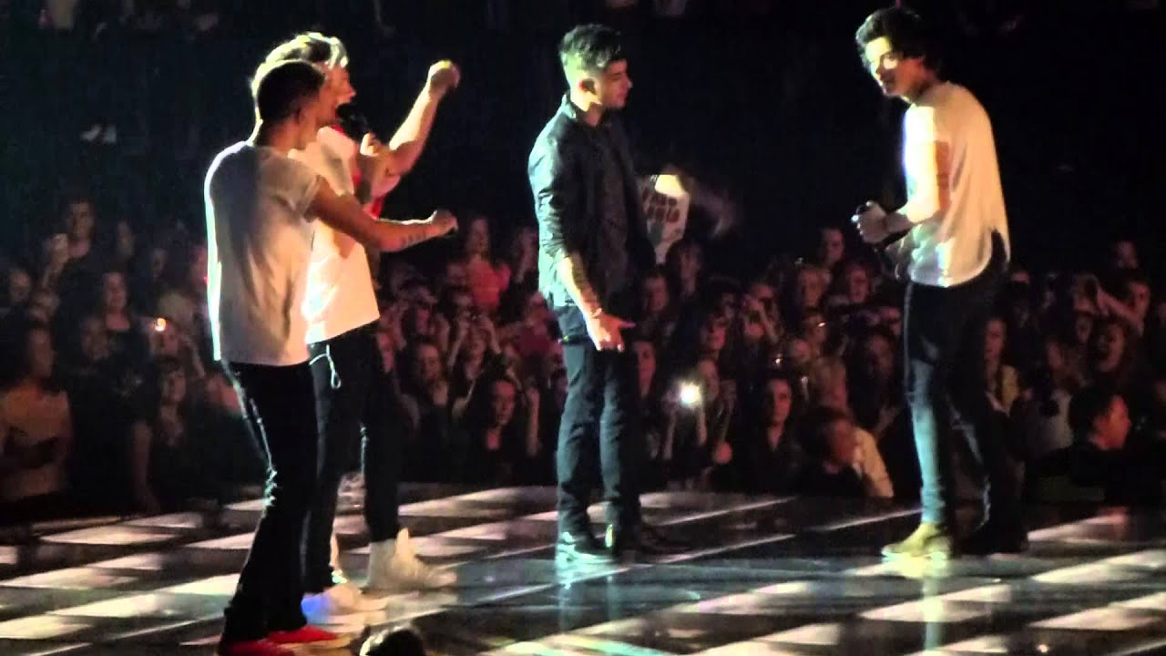 One Direction Twitter Questions - Australian Accents & X Factor Dance ...