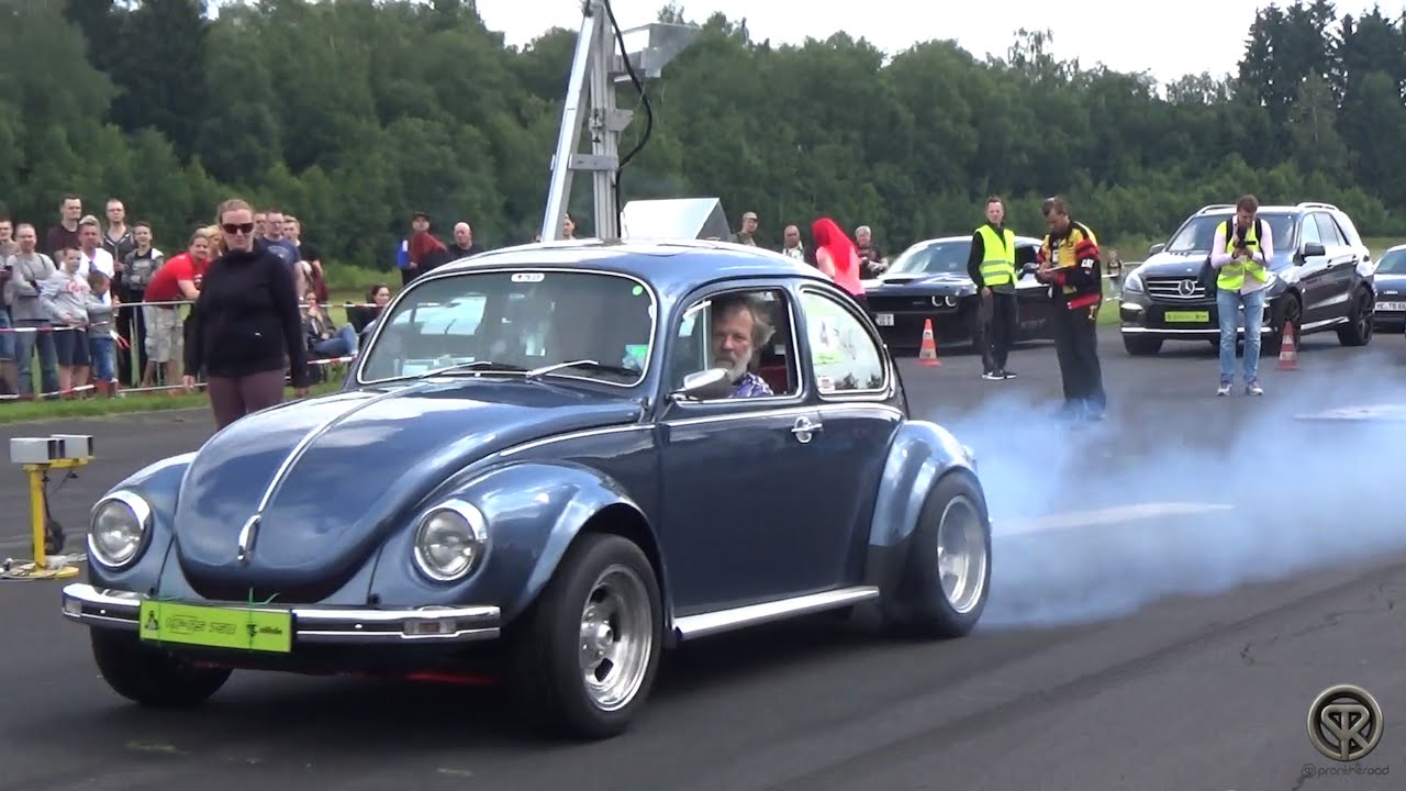 GRANDPA GOING CRAZY IN HIS VW BEETLE! - YouTube