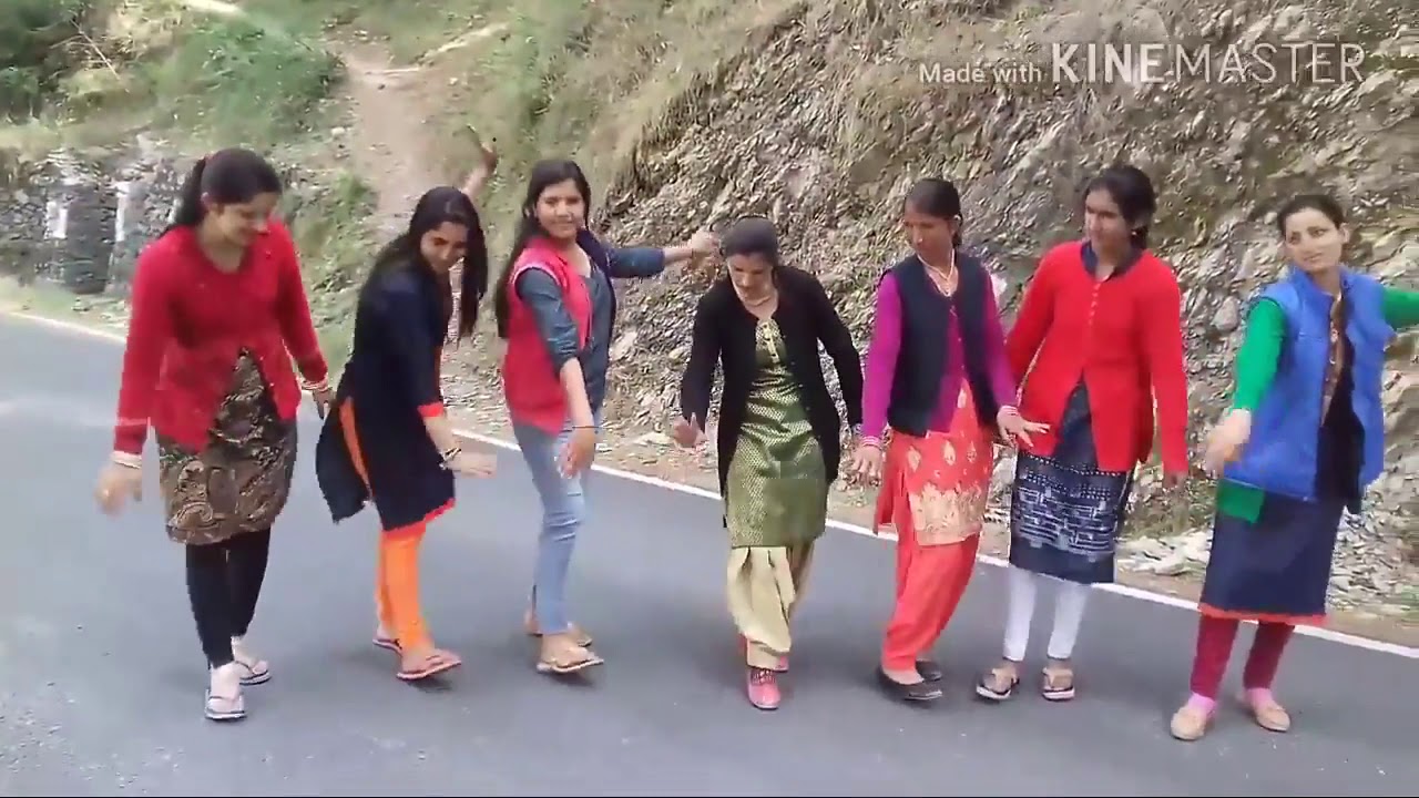 MALA DANCE BY PAHARI GIRLS |SIRMOURI GIRL| PAHARI NATI - YouTube