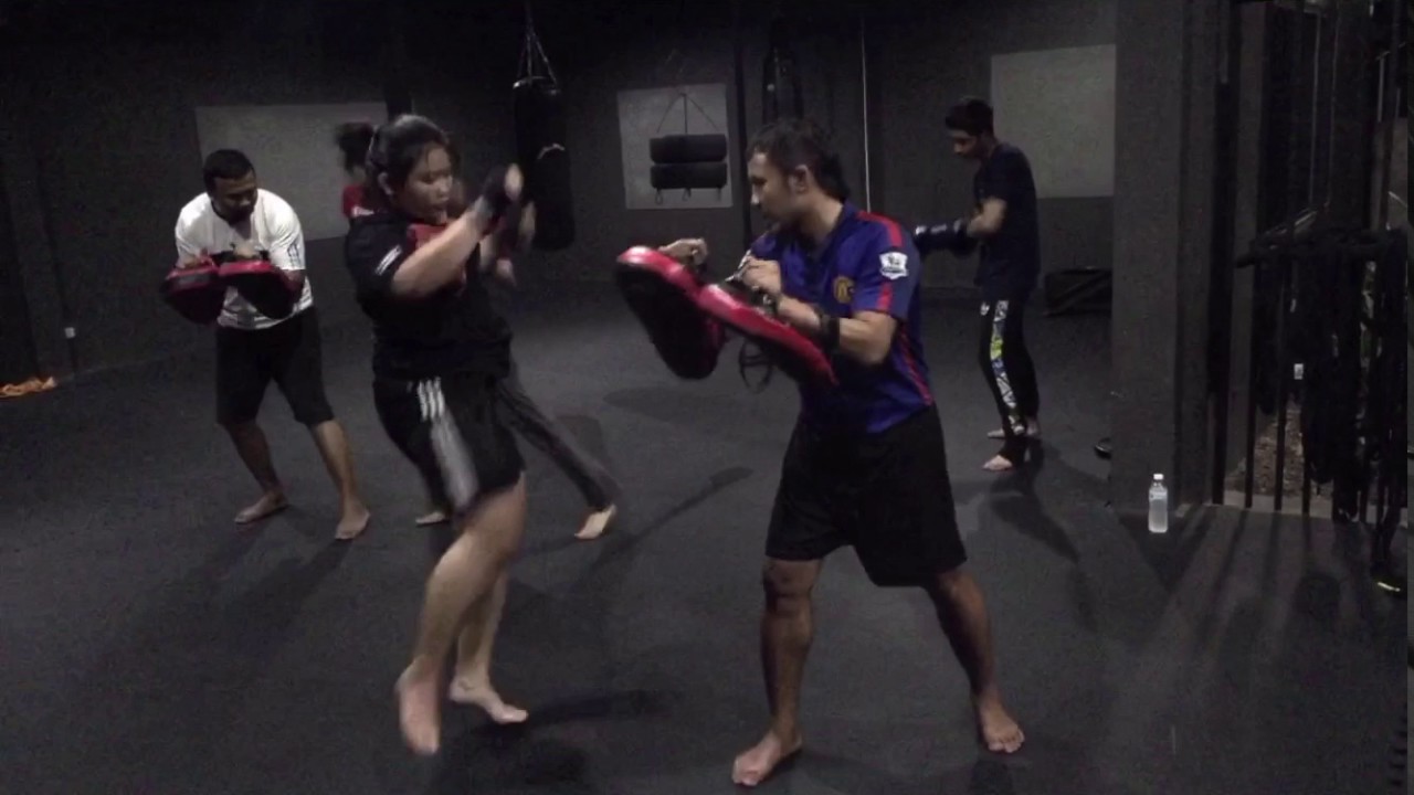 Mad Bull Boxing Gym Chiangmai | 08-03-2017 - YouTube
