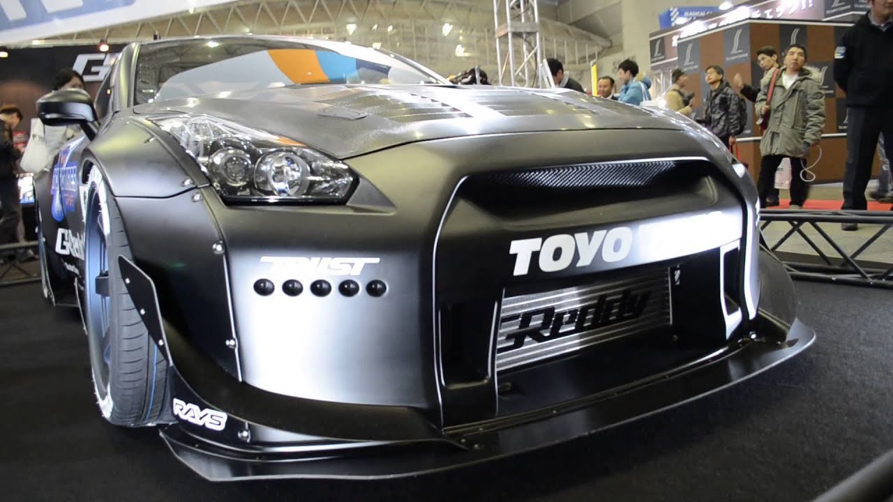 1000hp RWD Drift Ready Trust GTR - YouTube
