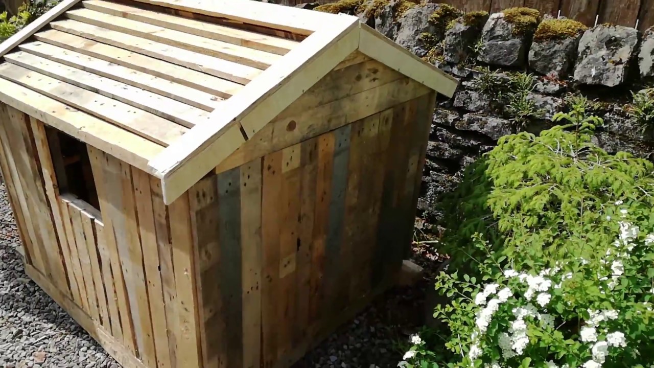Modular kids playhouse from free pallets - my first wood working ...