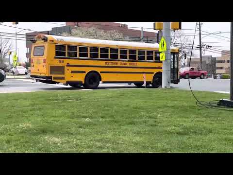 2013 Thomas HDX (Bus 12049) - YouTube