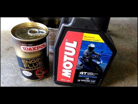 HONDA DIO ENGINE FLUSH | MOTUL 10W 30 | FULL PROCESS | #TRIVEDIJI - YouTube