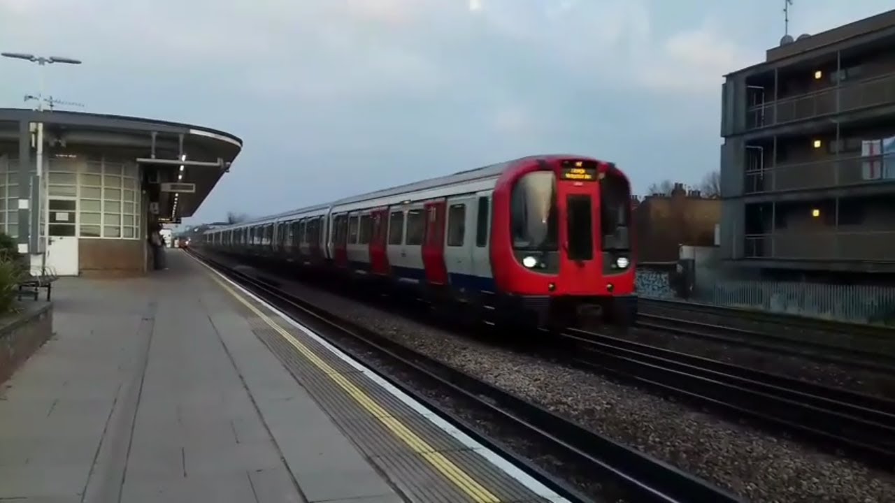 Metropolitan Line London Underground Trains at Speed - YouTube