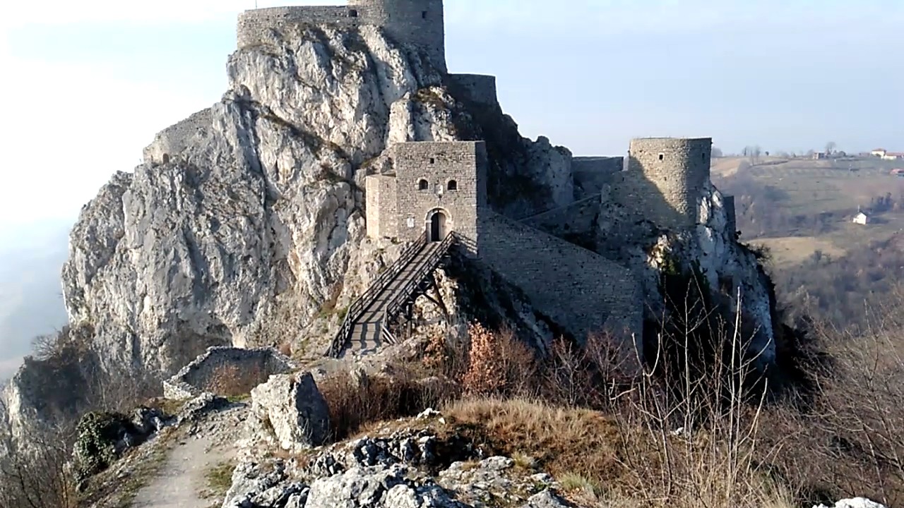 Stari-Grad / Castle, Tuzla, Bosnia & Herzegovina - YouTube