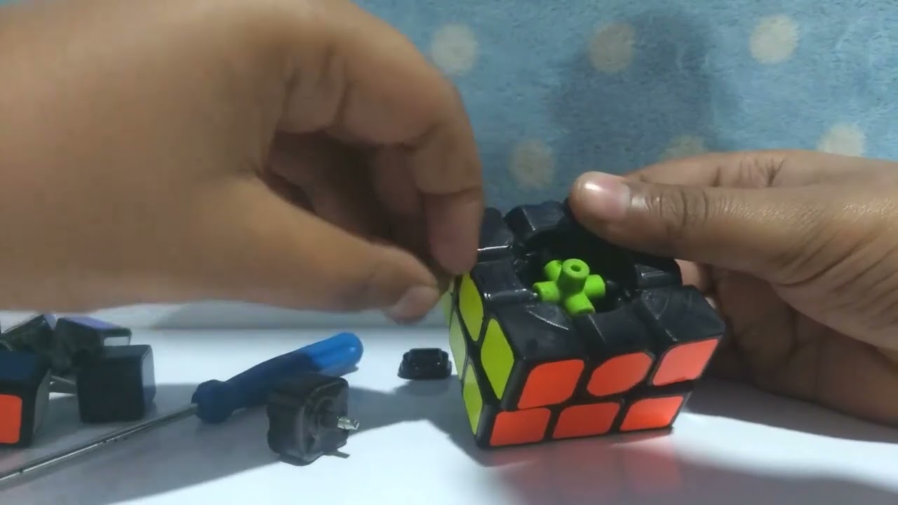 How to disassemble and reassemble a 3x3 cube - YouTube