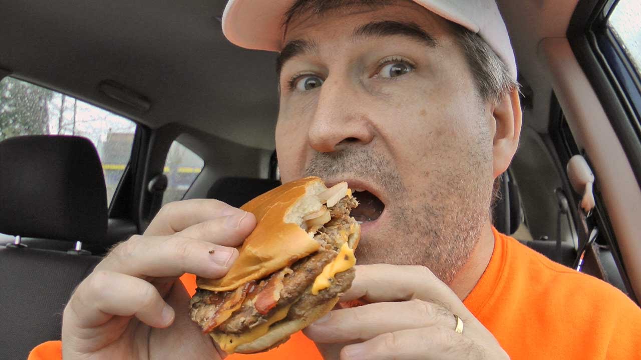 BK A1 Ultimate Bacon Cheeseburger REVIEW - YouTube