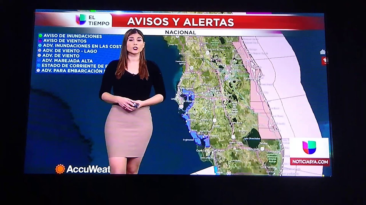 Lucy Rojas Sexy Legs OutFit El Tempo - YouTube