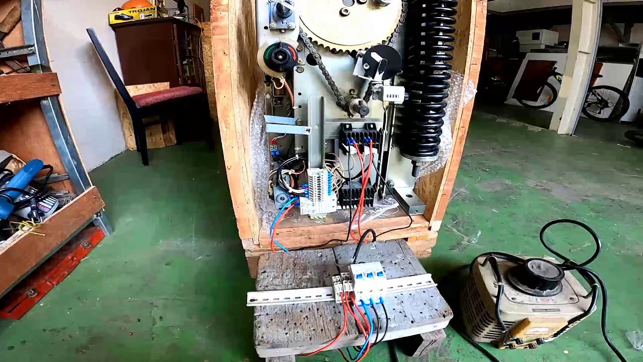 Pengujian circuit breaker motorized coil 48Vdc, open coil 110Vdc, dan ...