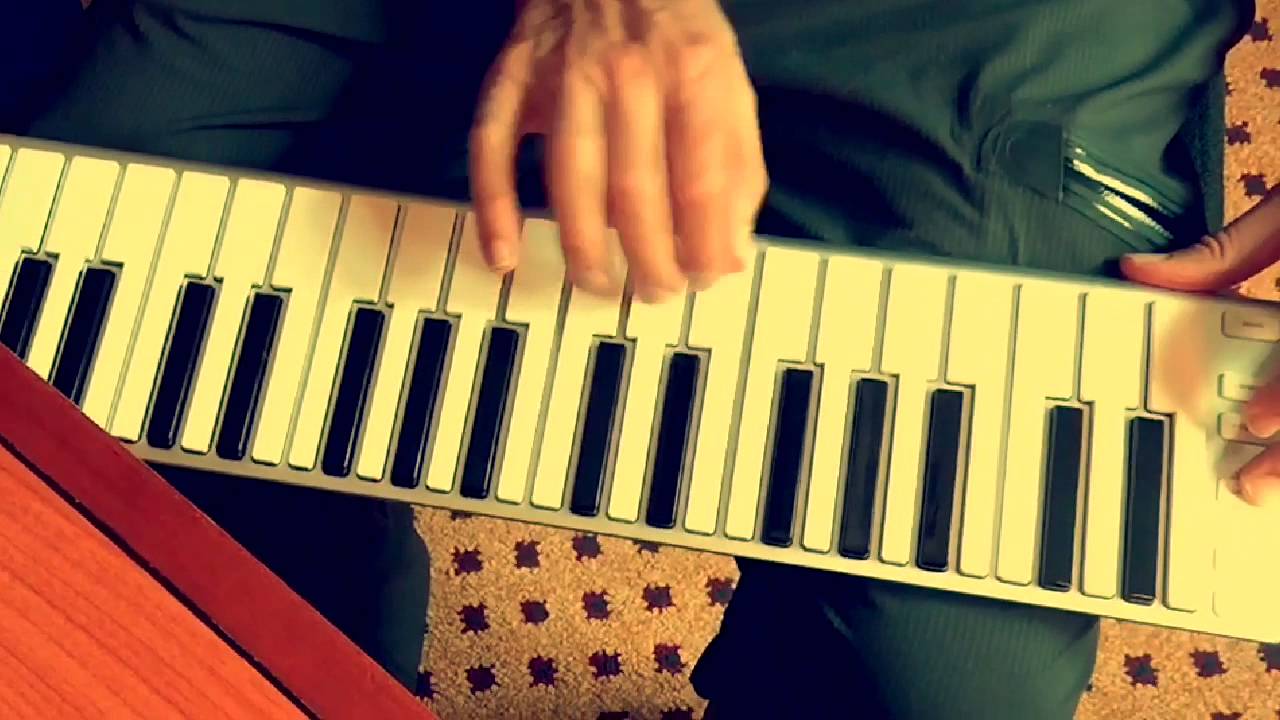 Jordan Rudess and Xkey Air 37 Bluetooth wireless MIDI keyboard - YouTube