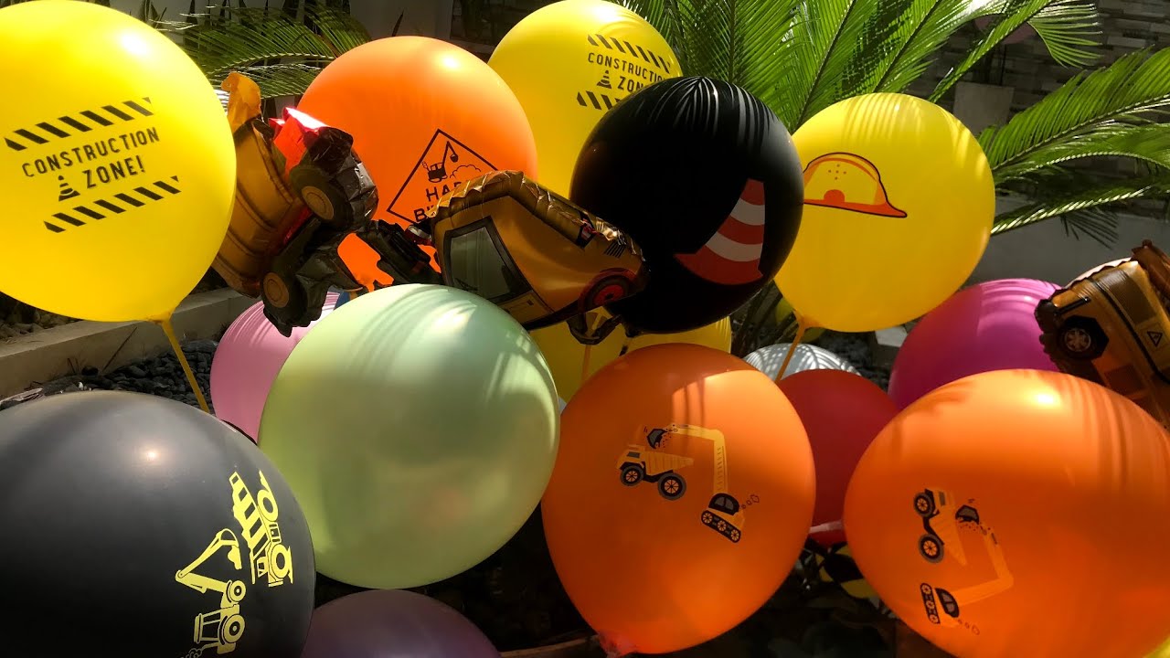 horeee.. mencari, menemukan, meletuskan balon berhadiah mobil dan rambu ...