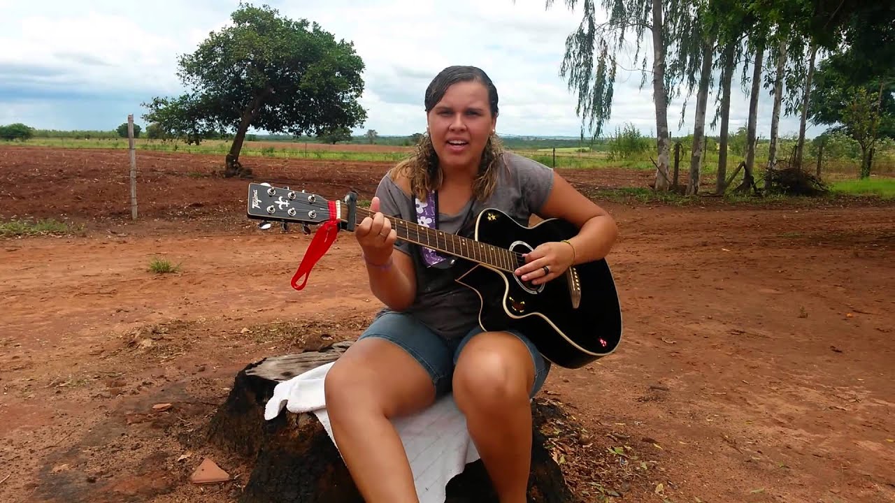 Anny Caroliny - O QUE É QUE TEM - YouTube
