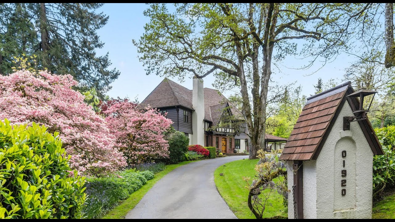 SOLD! Elegant Tudor in Coveted Dunthorpe - 1920 S Greenwood Rd ...