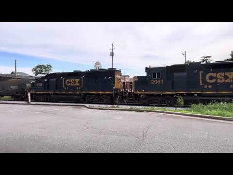 Plenty of Power On M582. Slowing Down To Do Some Switching At Cartersville #railfan #csxt #train ...
