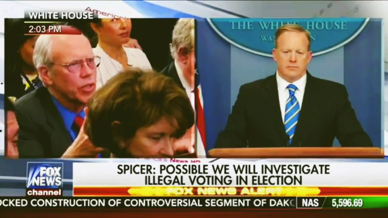 WH Press Secretary Sean Spicer And Anthony Harper of IMCNews At White ...