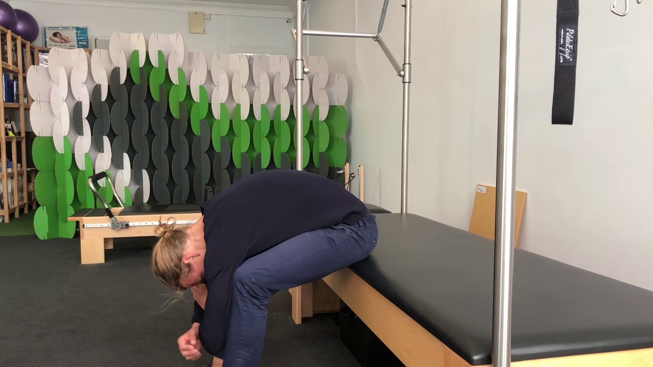 How To: Seated Hang - YouTube