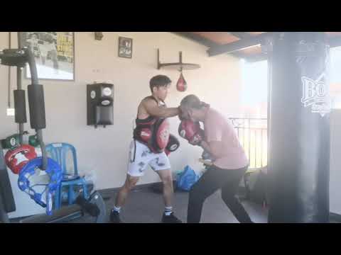 Boxing Lessons (Keng Fai) - YouTube
