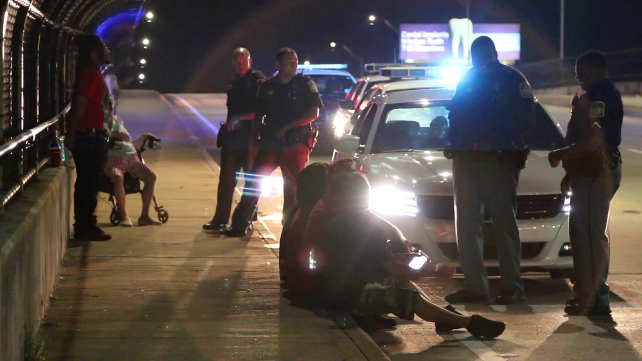 Columbus Ga Police officers teetering on the line - YouTube
