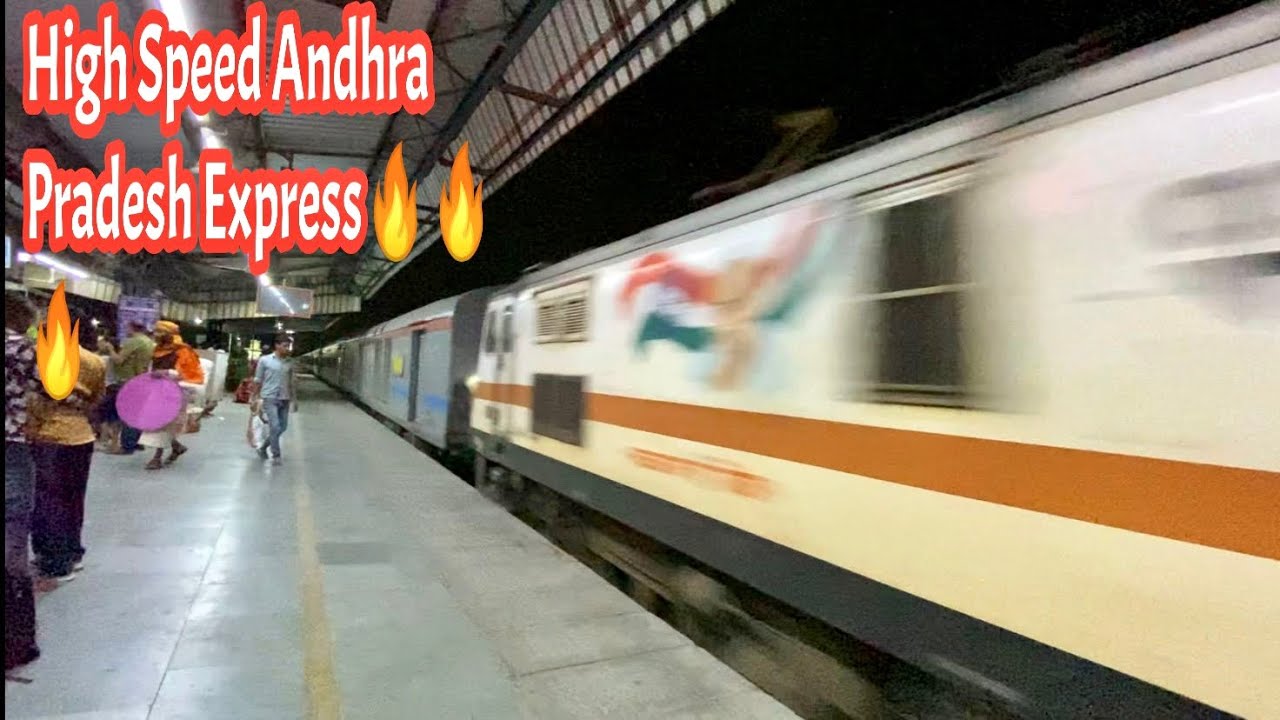 Dangerous High Speed Andhra Pradesh Express attacks Overcrowded ...
