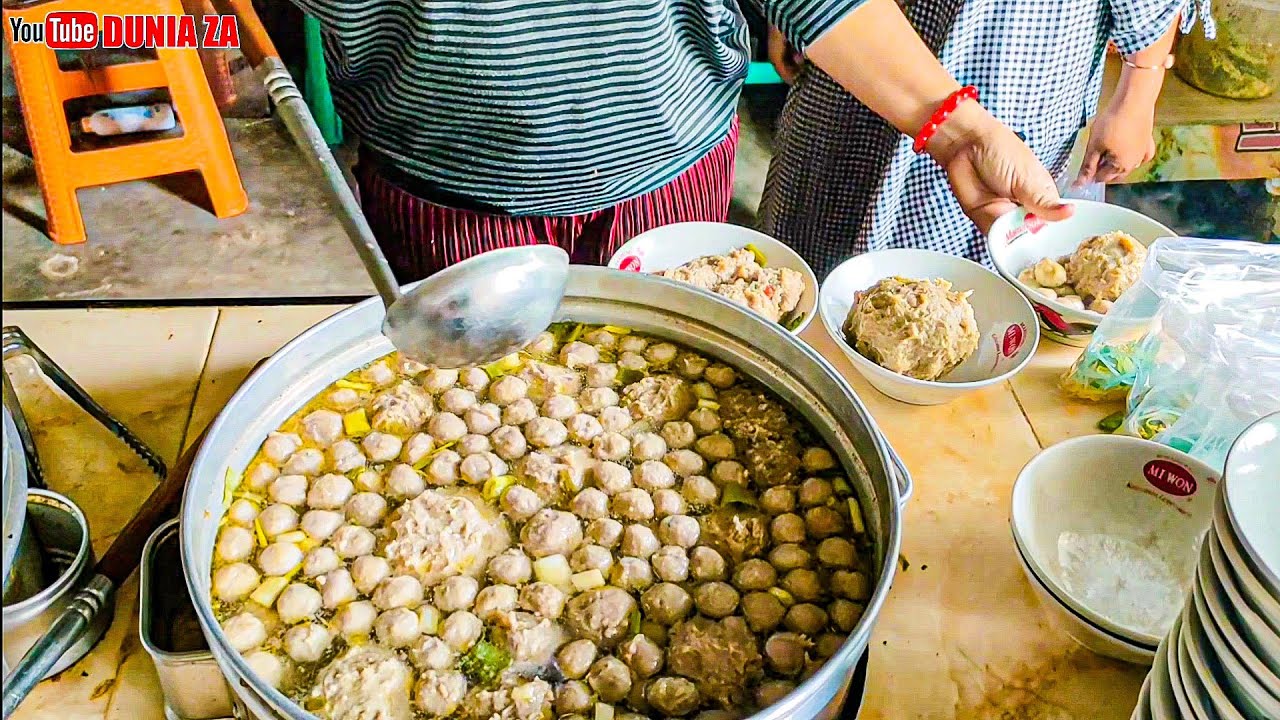 PELOPOR BAKSO LONJONG ISI TETELAN NYELEMPIT DALAM KAMPUNG PINGGIR SAWAH ...
