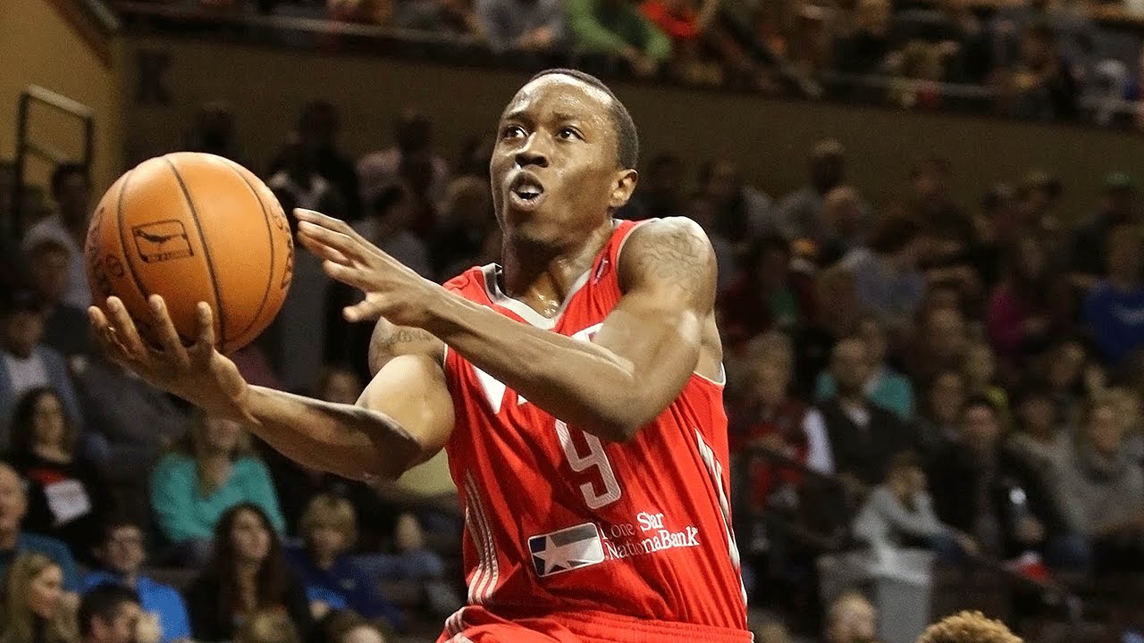 Jaron Johnson Shows Off Hops En Route To Rim - YouTube