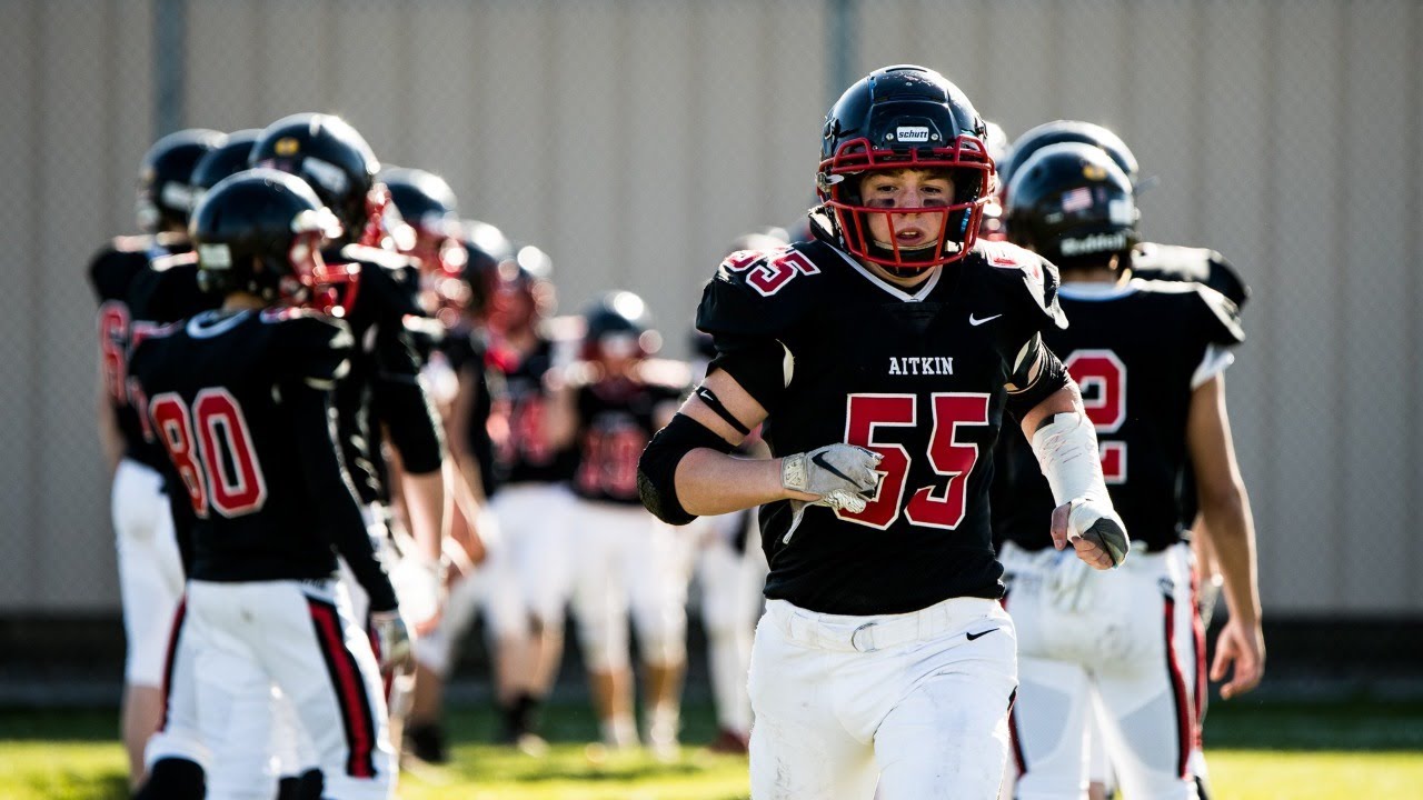Aitkin Football vs. GNK - YouTube