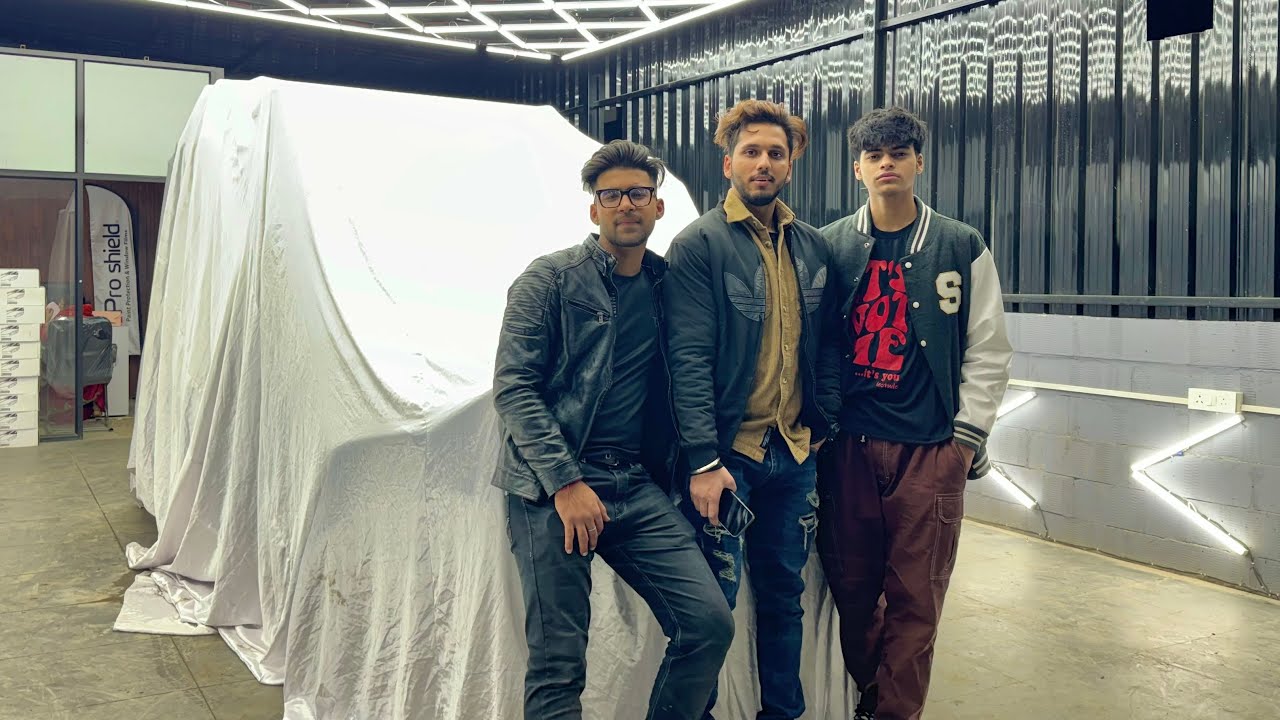 Finally New Car Delivery Of Divyansh Pandey Vlogs 😍 Car Reveal 🔥 - YouTube