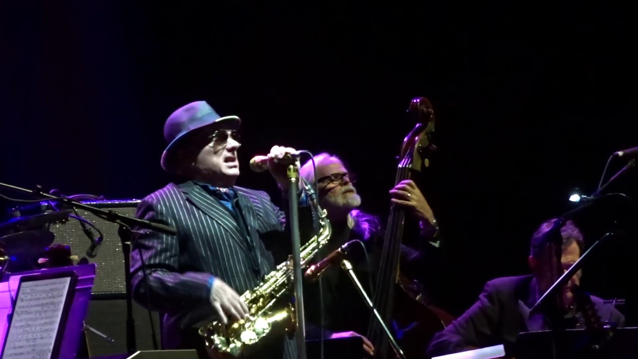 Van Morrison “Days Like This” 9.8.18 @ Outlaw Music Festival - YouTube