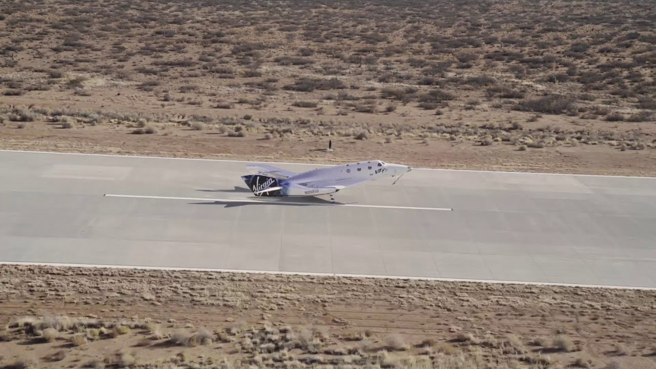 SpaceShipTwo Unity Landing Dec. 12 - YouTube