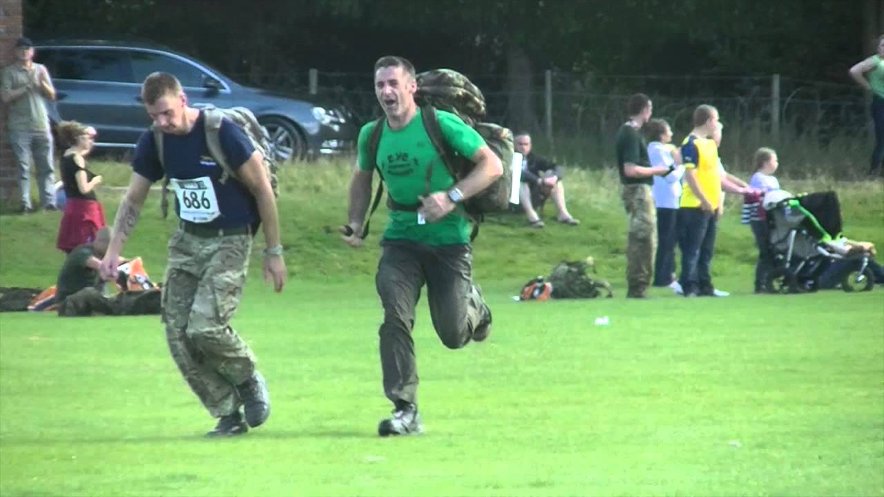 Para's 10 Catterick 2014 - YouTube