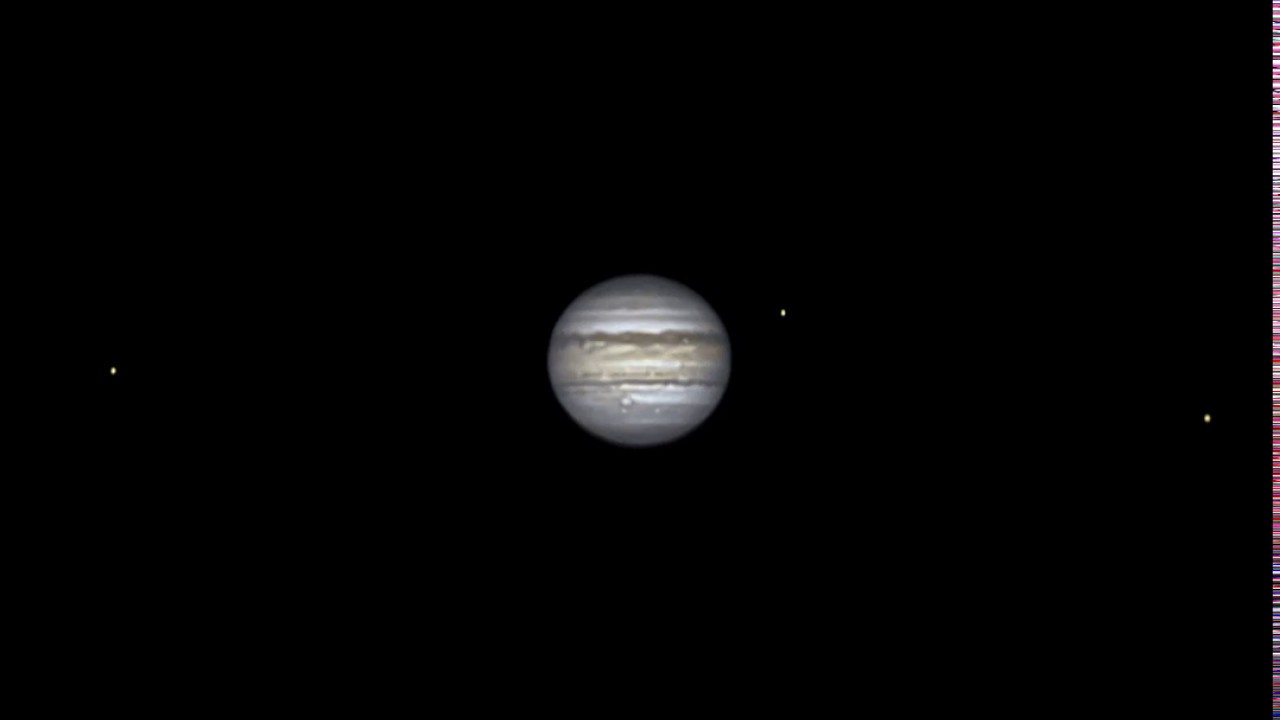 Time lapse of Jupiter and its moons - YouTube
