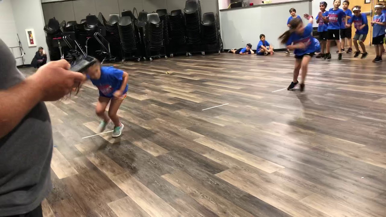 3rd Grade Shuttle Run - YouTube