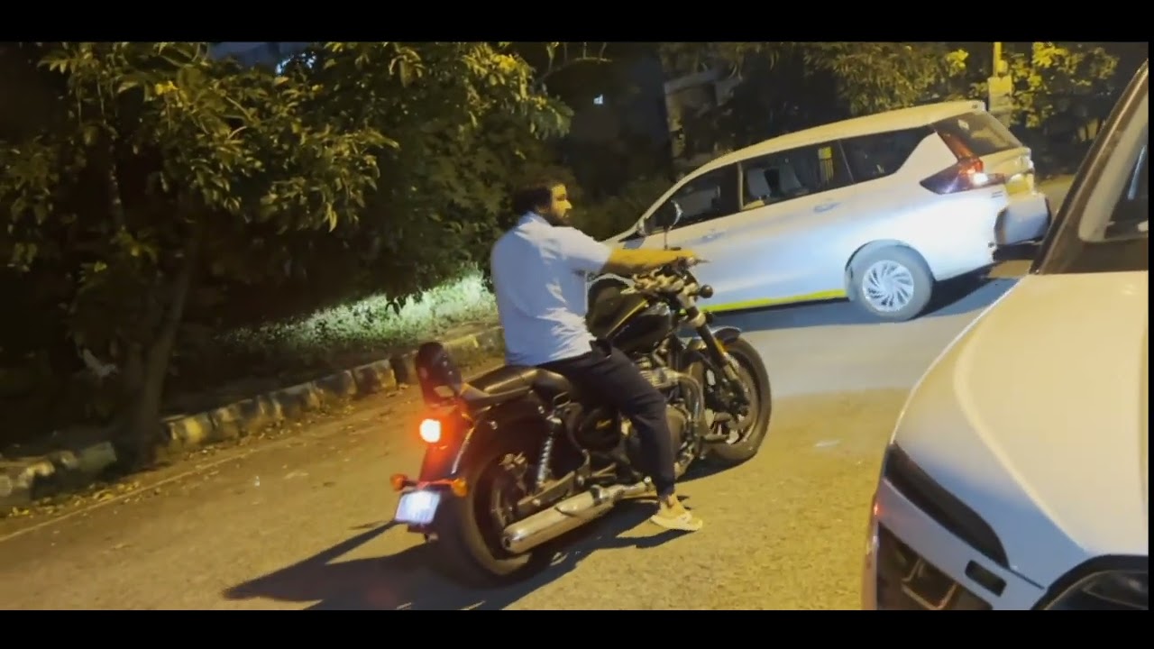 Super meteor 650 sitting position height looks issue going back due to ...